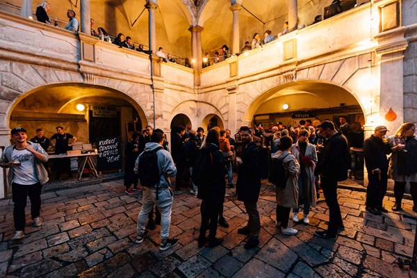 Vinárna Bokovka – vstupenky